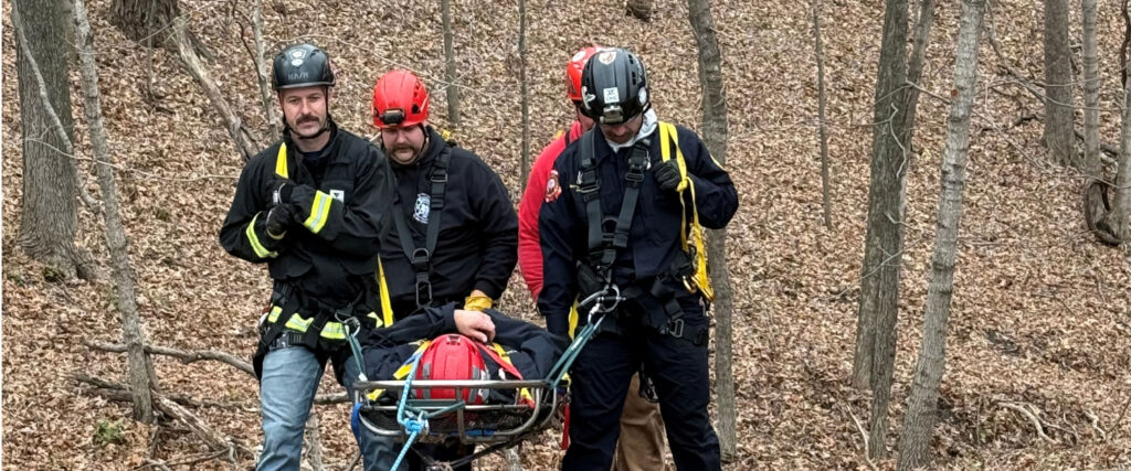 Low Angle / Steep Angle Rescue | CMC School | CMC PRO